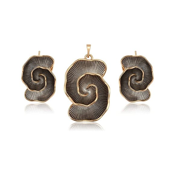 Charles Delon | Jewelry | Charles Delon Pendant Jewelry Set For Women ...